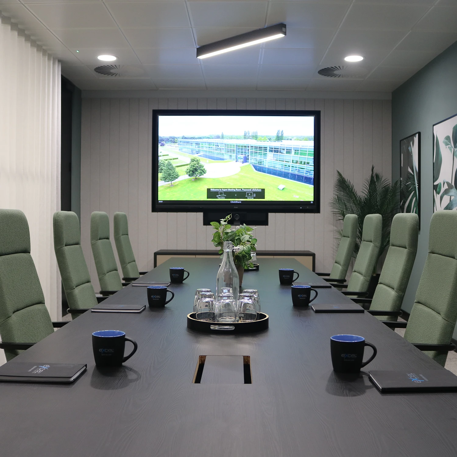 Meeting Rooms - ExcelAV